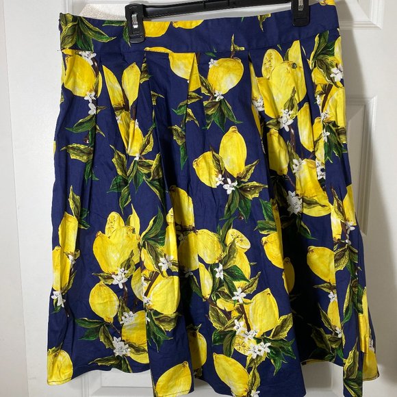 Skirts | Dressover Pleated Midi Skirt Lemon Print Sz Xxl | Poshmark